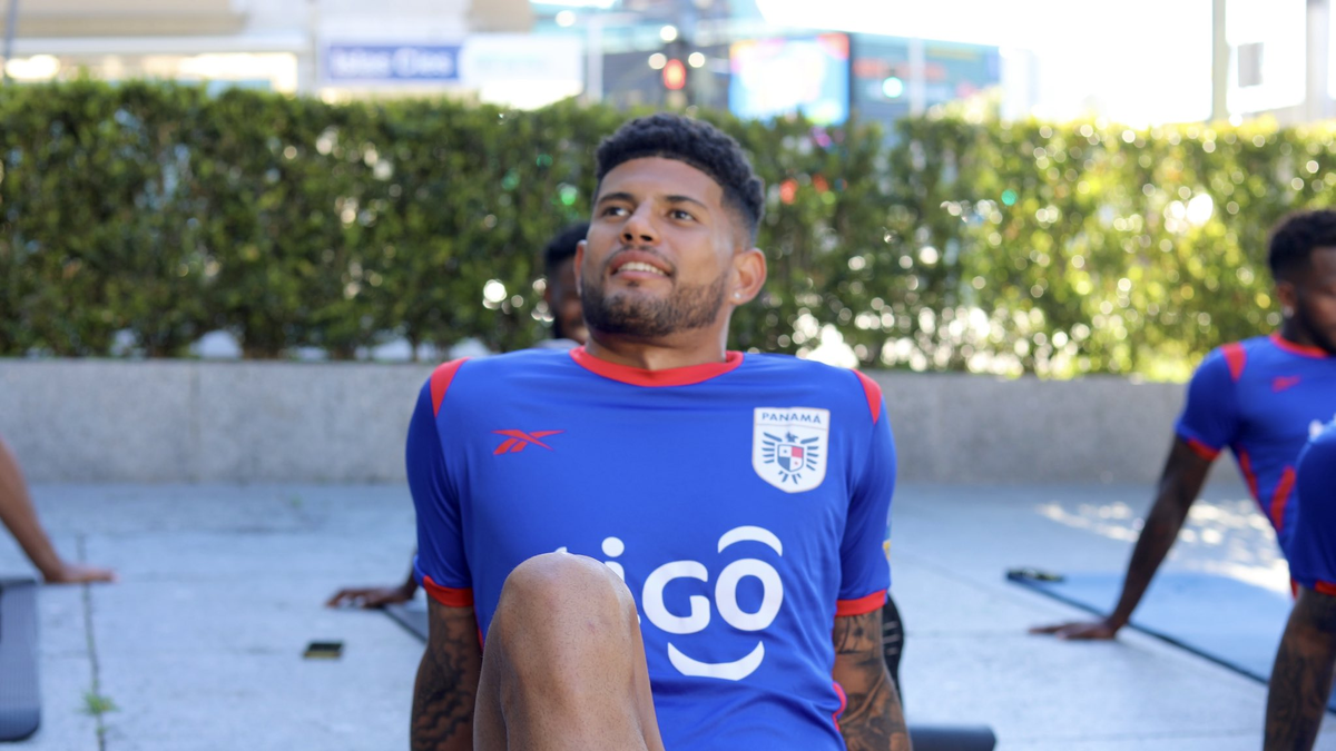 Andrés Andrade reaccionó en redes sociales tras sufrir lesión en España