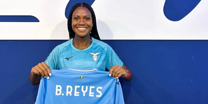 Carina Baltrip Reyes fue presentada por un club italiano
