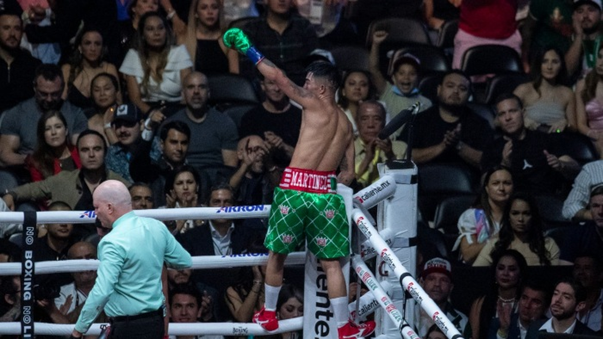 ¿Cuántas victorias por nocaut tiene Julio César Martínez?