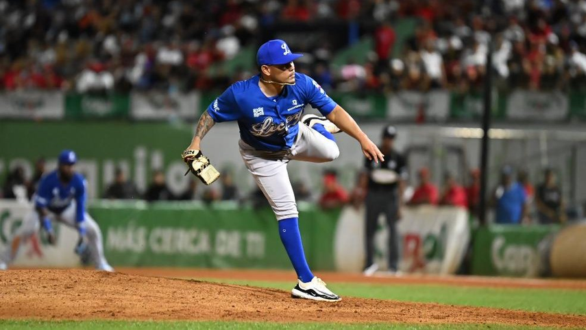 Andy Otero se acreditó la victoria en el juego 6 de la final en la LIDOM