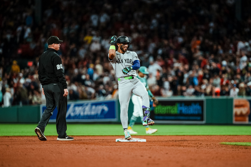 José Caballero sale titular con los Yankees ante Boston en juego 1 ...